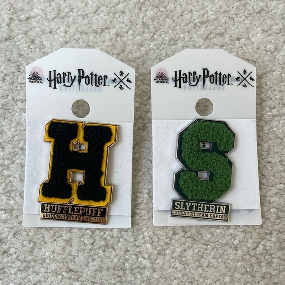Warner Bros. | Accessories | Warner Bros Hufflepuff And Slytherin ...